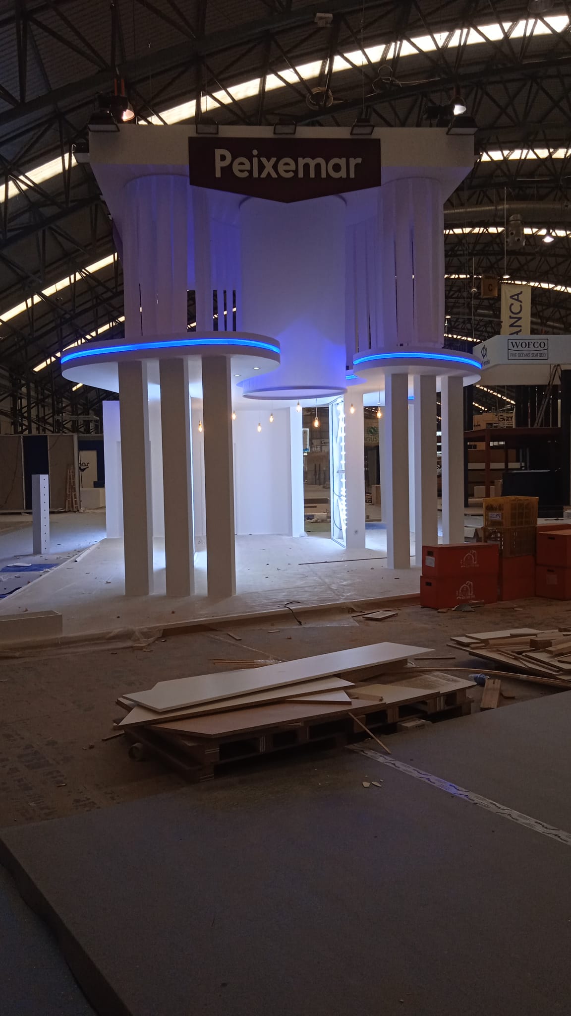 Stands para expocisiones - Androx pintura y reformas